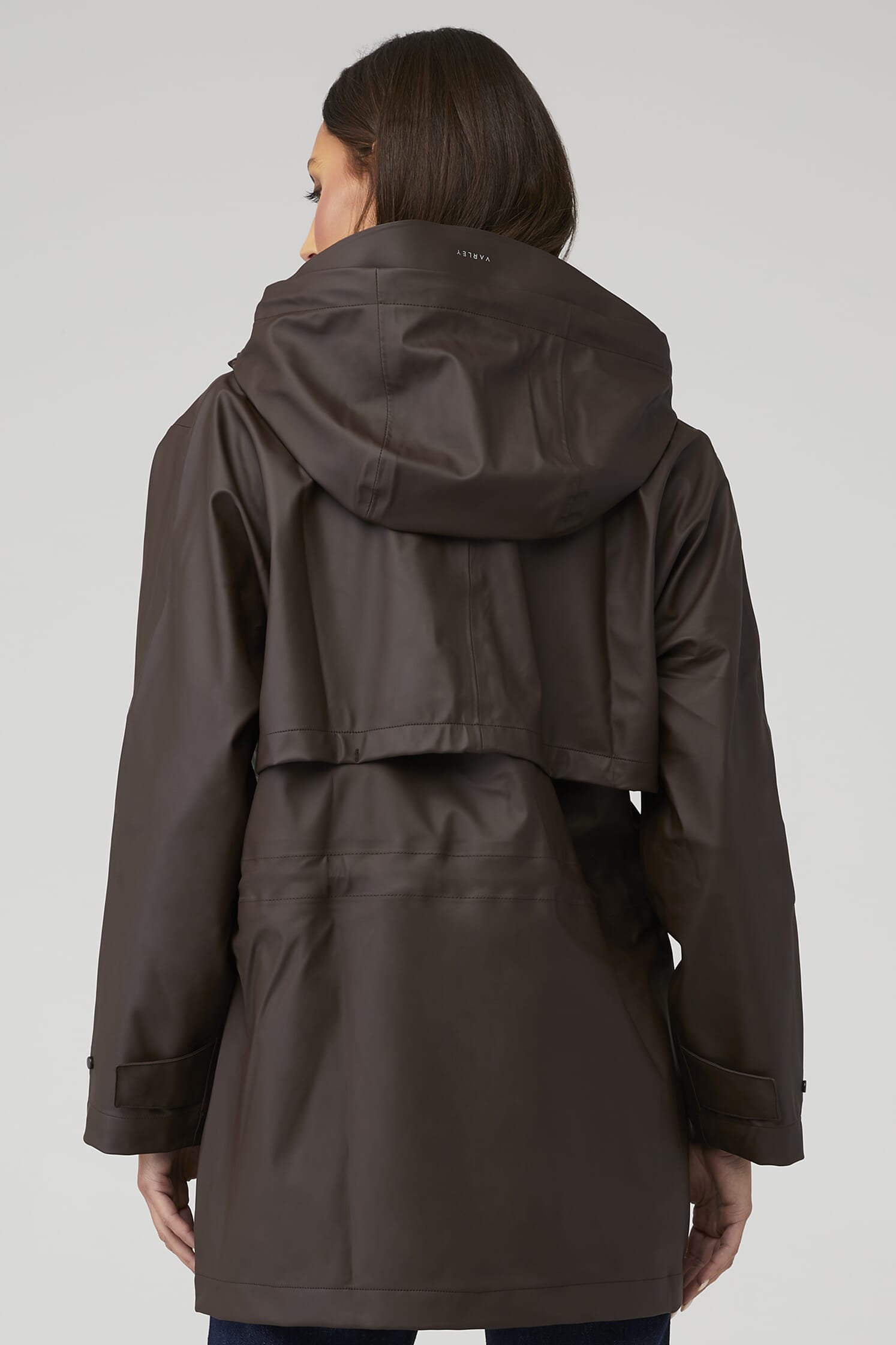 Varley | Alyssa Rain Jacket in Dark Truffle| FashionPass