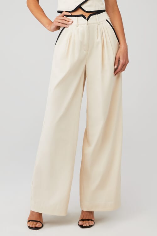 Sovere | Express Pant in Neutral | FashionPass