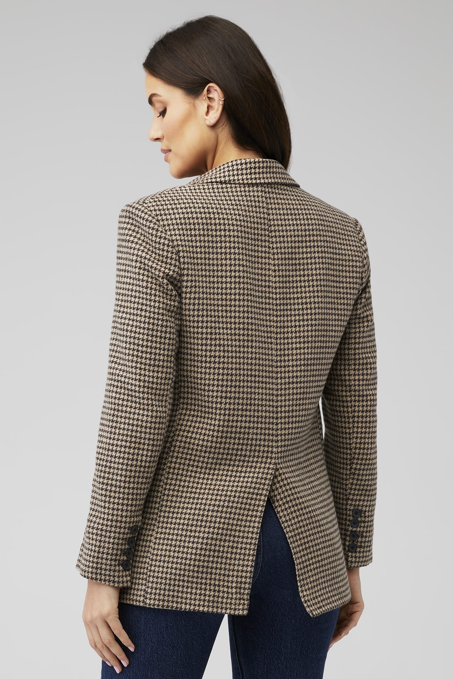 ASTR | Rachel Blazer in Brown Houndstooth| FashionPass