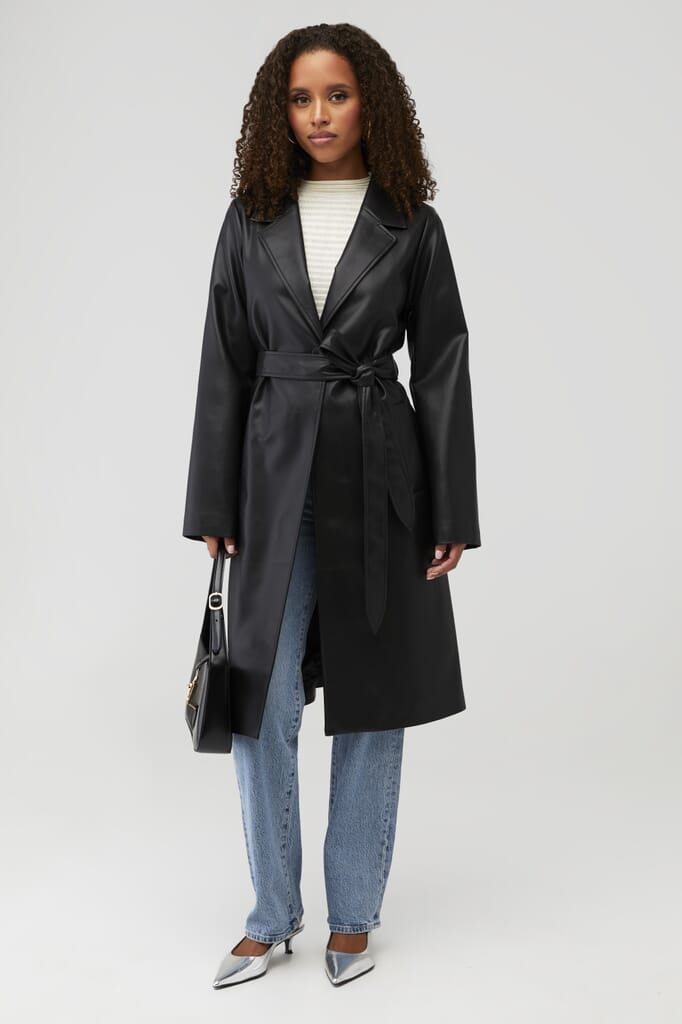 Être Aimé | X Unreal Fur Macsim Coat in Black| FashionPass